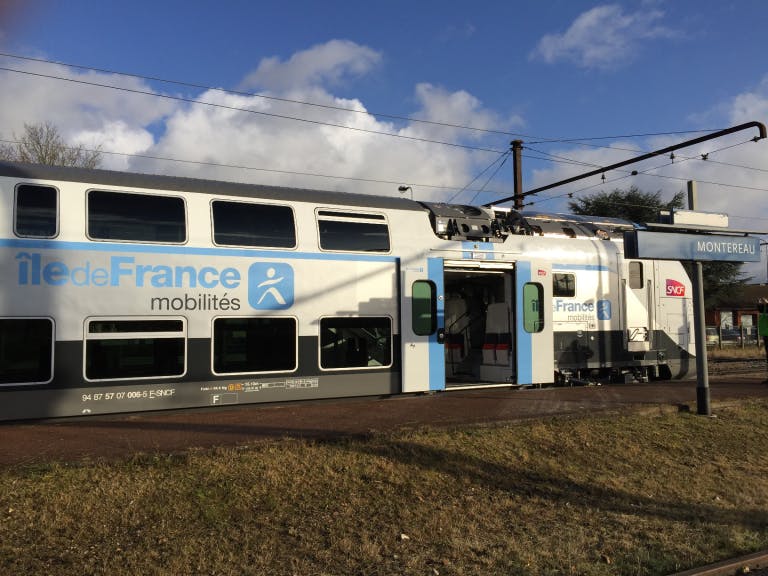 Le train nouvelle génération REGIO 2N se déploie sur la ligne R | Île ...