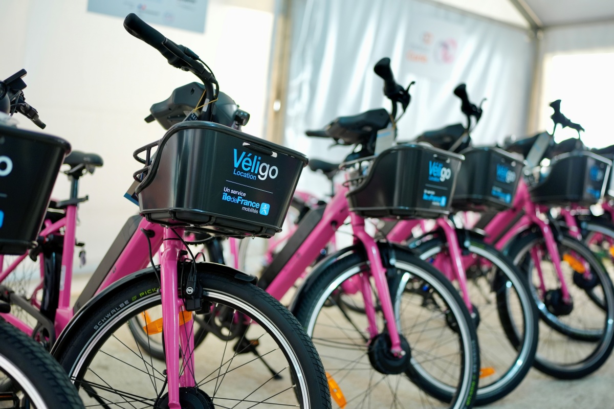 Véligo Location is mobilizing for Pink October